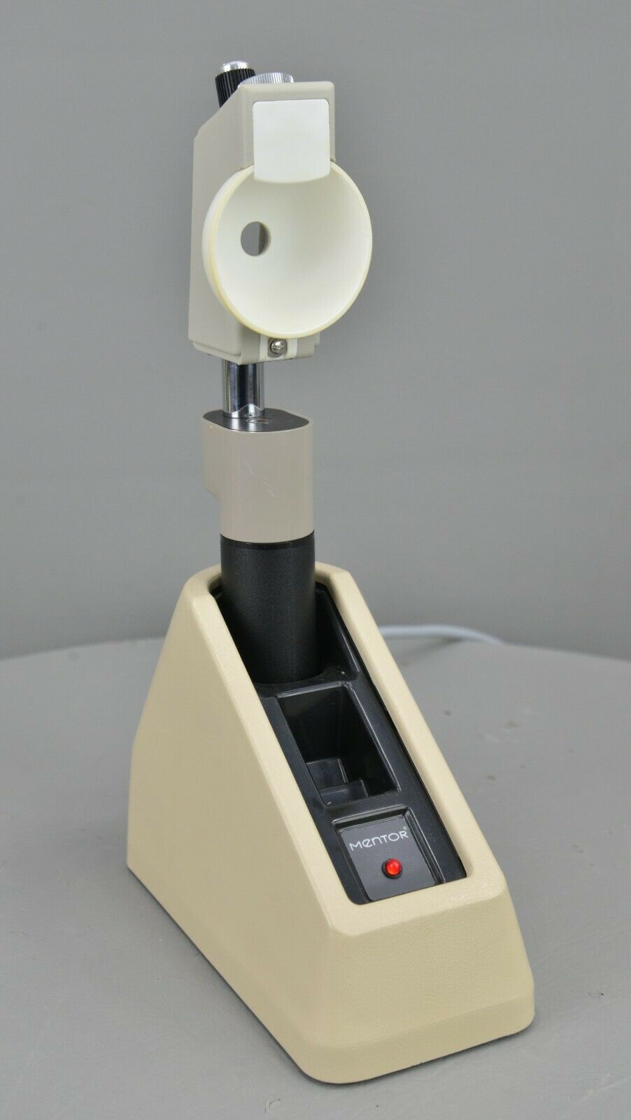 Marco/ Mentor- (BAT) Brightness Acuity Tester w Charger Stand & Battery ...